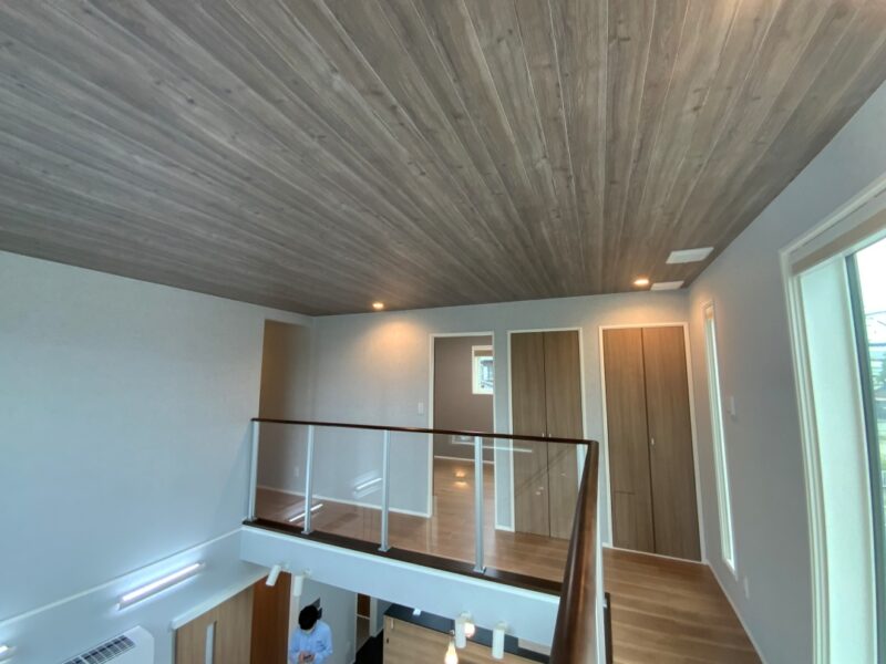 【内覧】アクセントクロスを採用 実物 一条工務店 グランスマート → Mikkublog